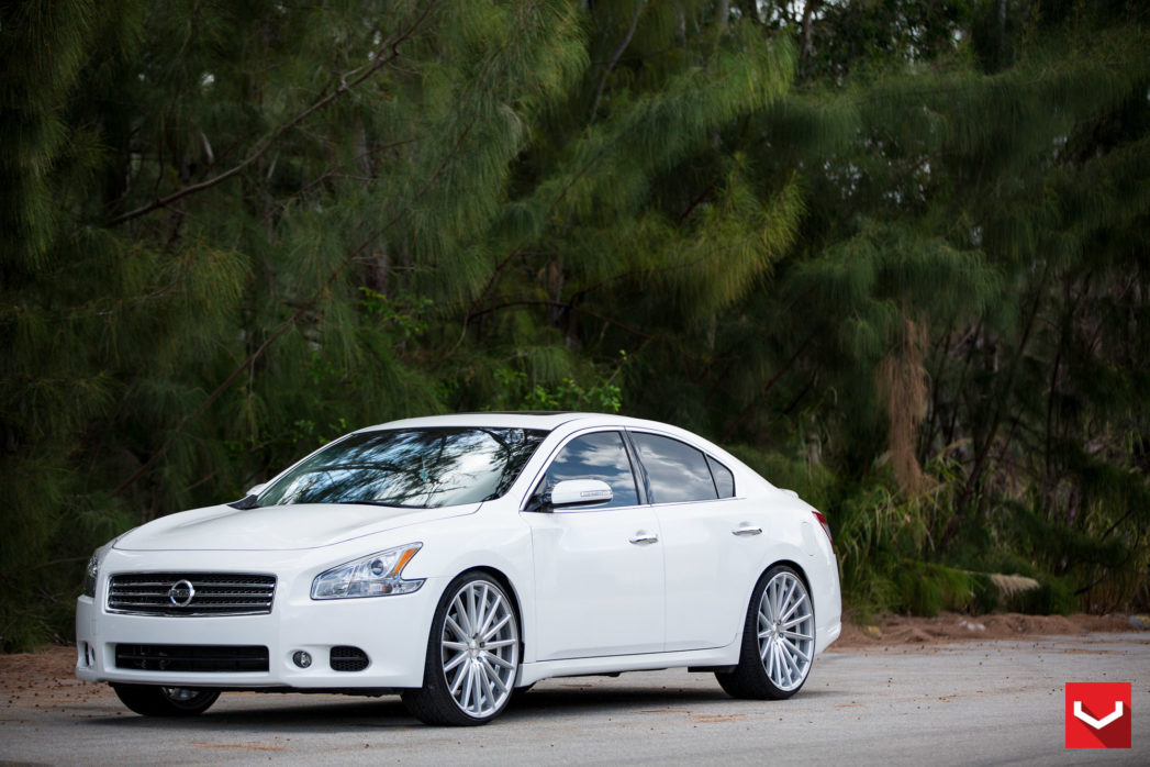 Nissan Maxima Hybrid Forged Series Vossen USA - VOSSEN WHEELS