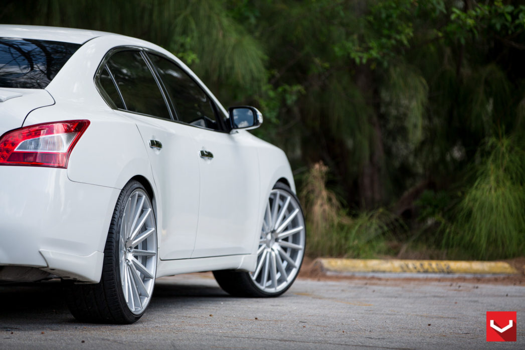 Nissan Maxima Hybrid Forged Series Vossen USA - VOSSEN WHEELS